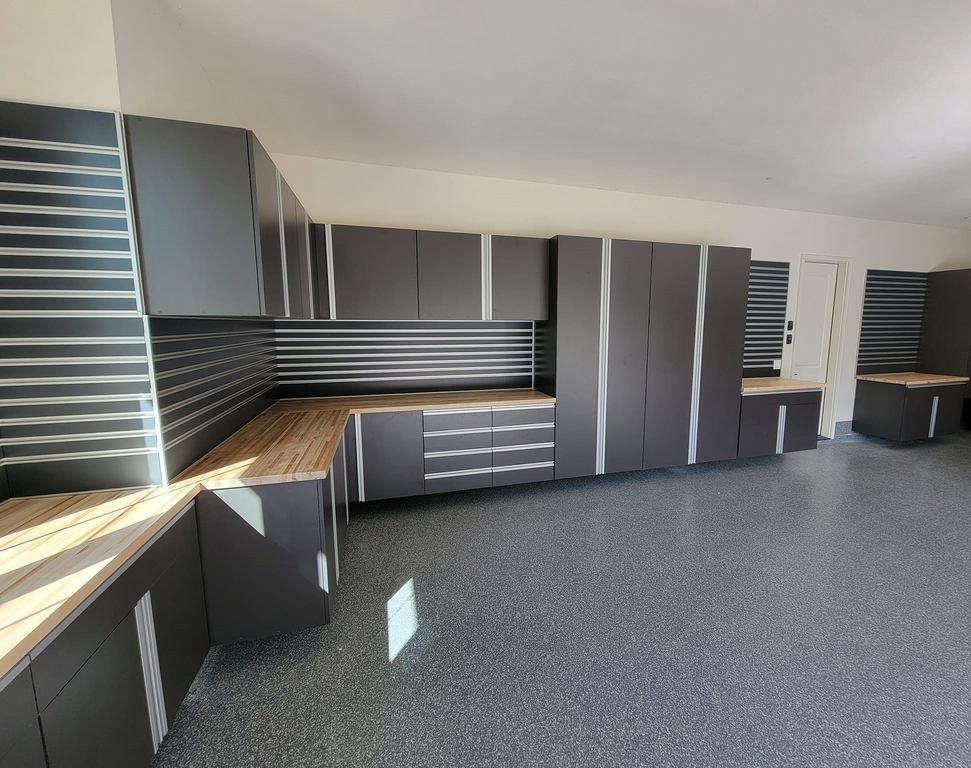 Beautiful Kansas City Garage Transformation